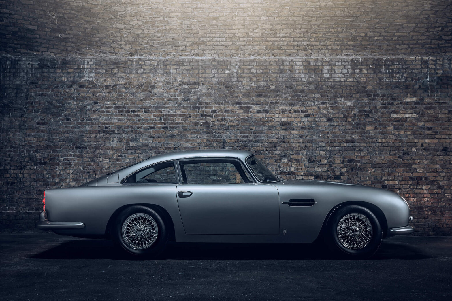 60 YEARS OF DB5 – ASTON MARTIN—MAGAZINE